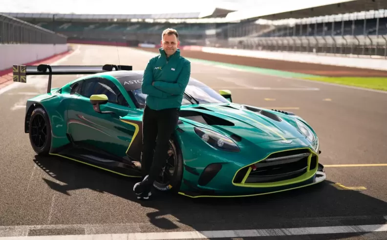 AM Vantage GT3 Debuts with Jessica Hawkins and Jonny Adam
