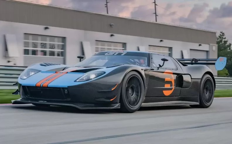 Lynx GT1 Restomod Packs 1,200 HP and Costs $1.7 Million