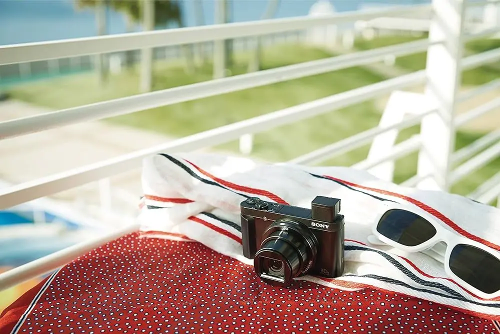 Top Compact Cameras for Men in 2025: Style Meets Speed