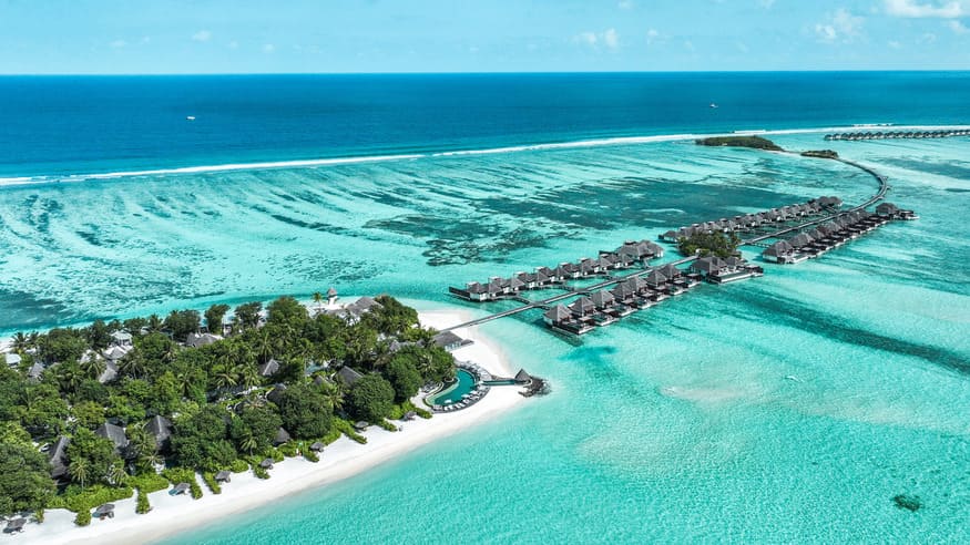 Jesse Mendes Joins Maldives Surf Trophy 2025