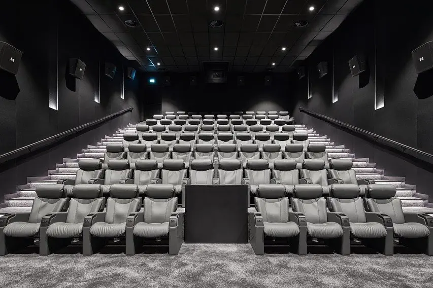 Roxy Cinemas Lights Up JVC With a New Luxury Movie Destinati